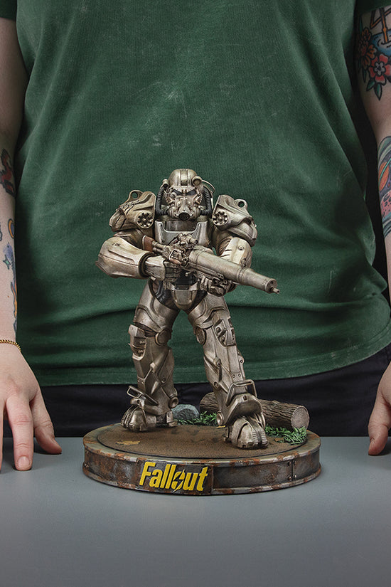 Fallout Series Maximus Figure by Dark Horse – Official Bethesda Gear Store